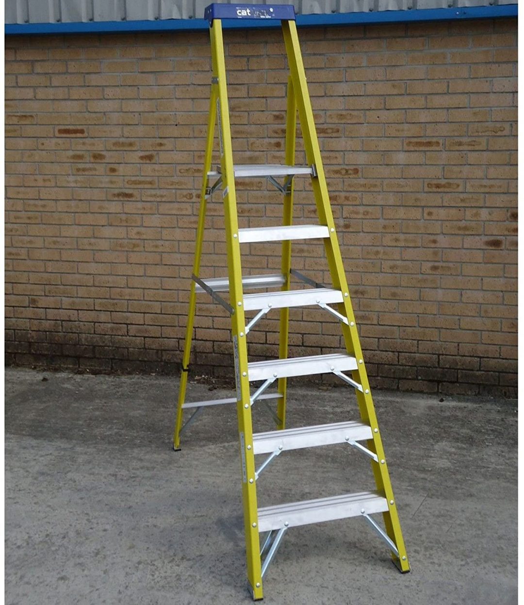 Best Ladder for Electricians 2023 - Ladder Review